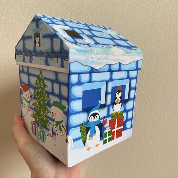 Holiday | No Brand Holiday Themed Box Igloo Snowman Christmas Tree ...